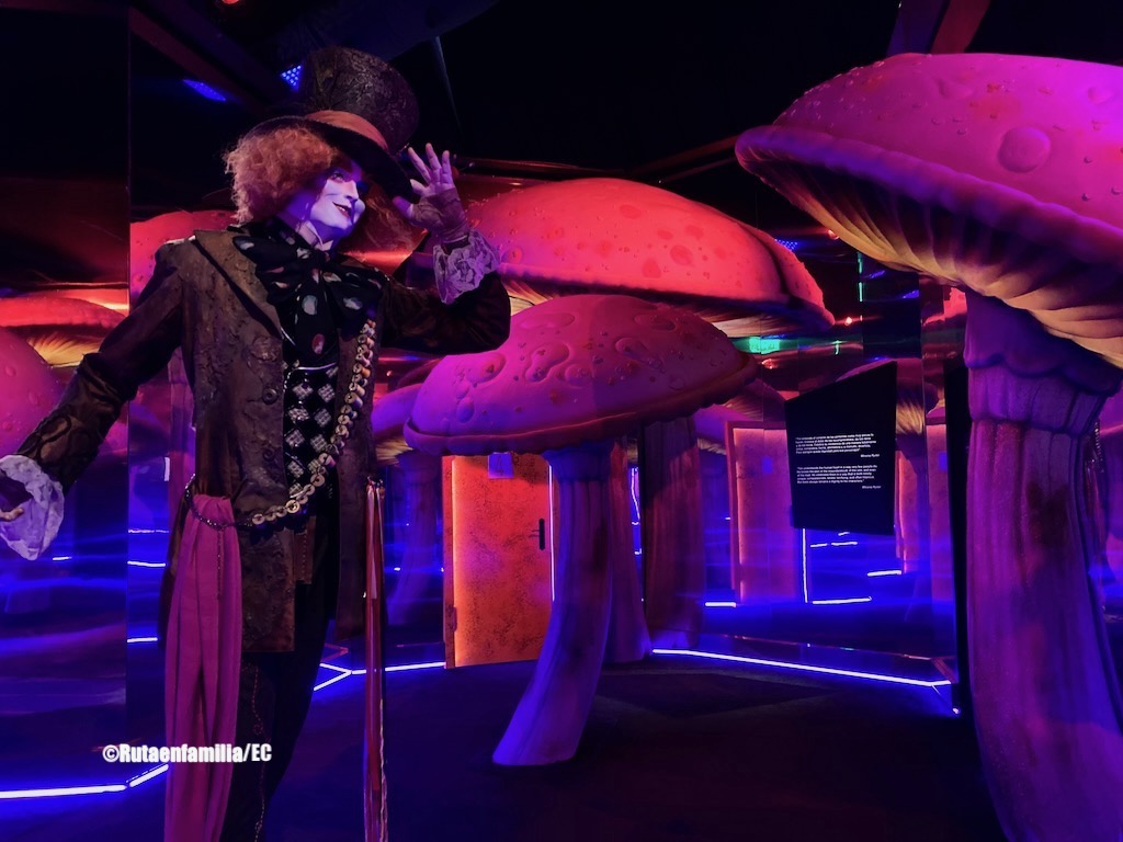 Tim Burton, el laberinto se prorroga hasta abril • Rutaenfamilia.com